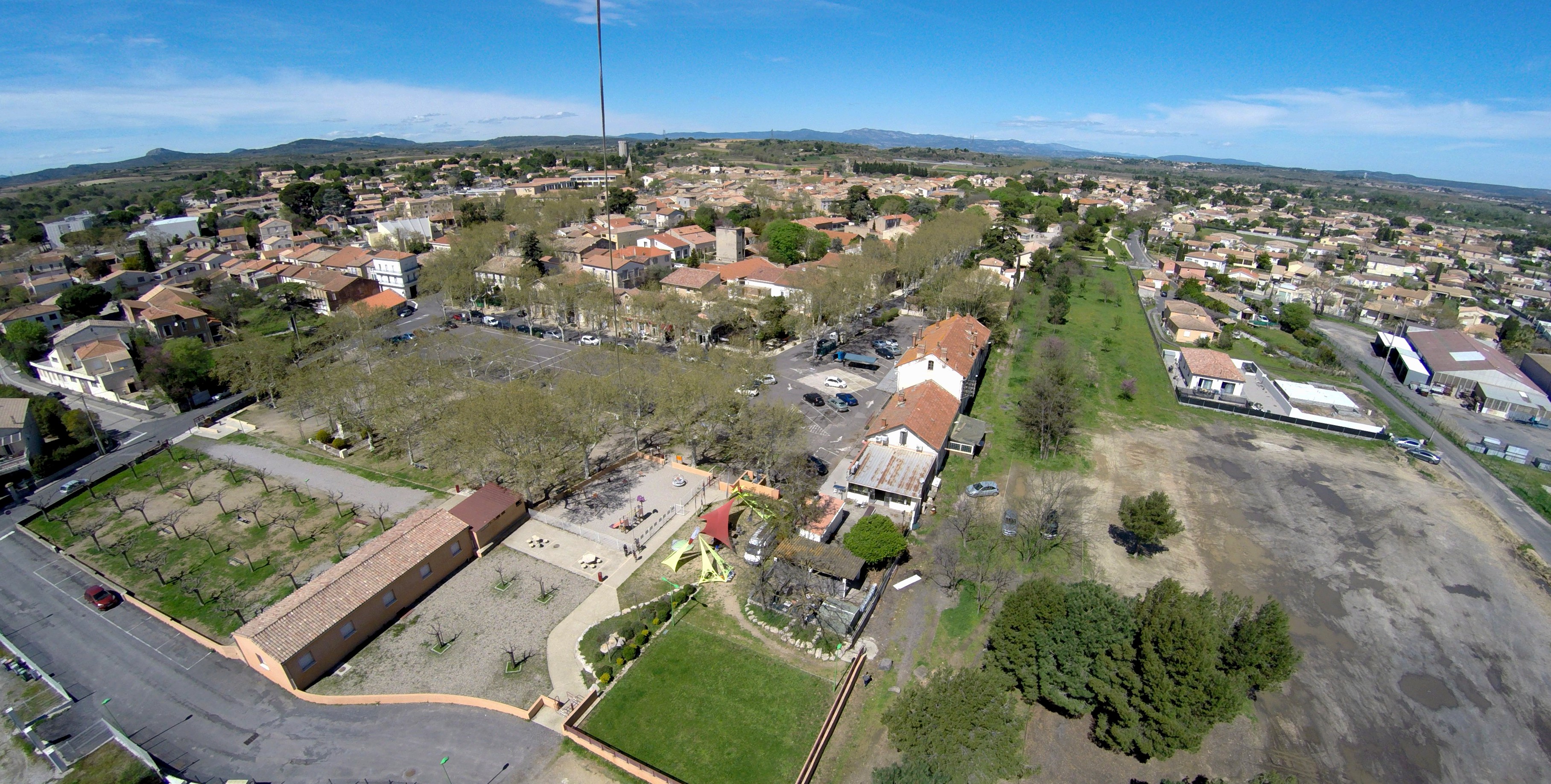 Paulhan : la gare des treize vents – Cerf-volant et Patrimoine